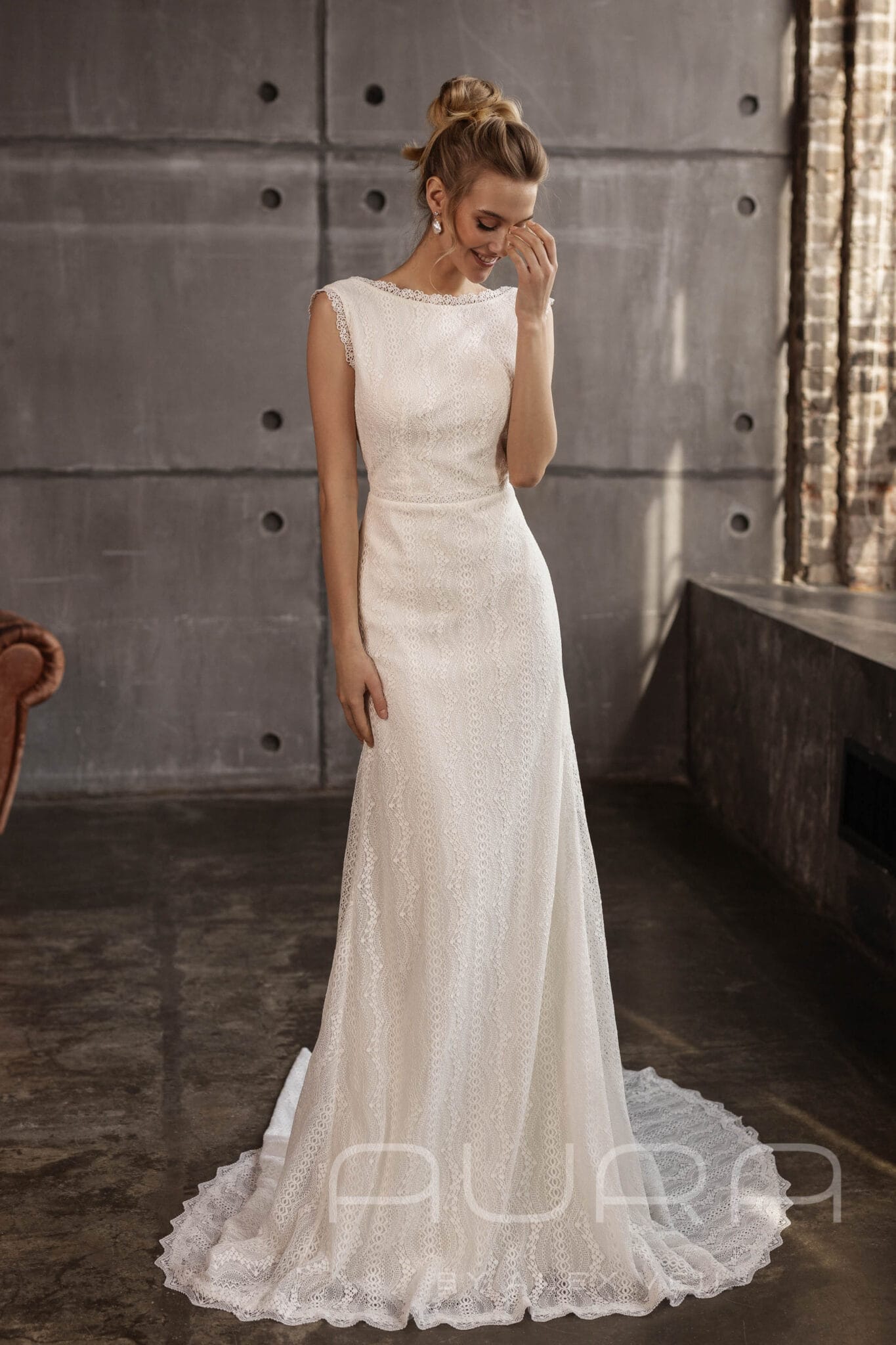 Свадебные платья • Каталог и актуальные цены • Свадебный салон IDEAL, г ...